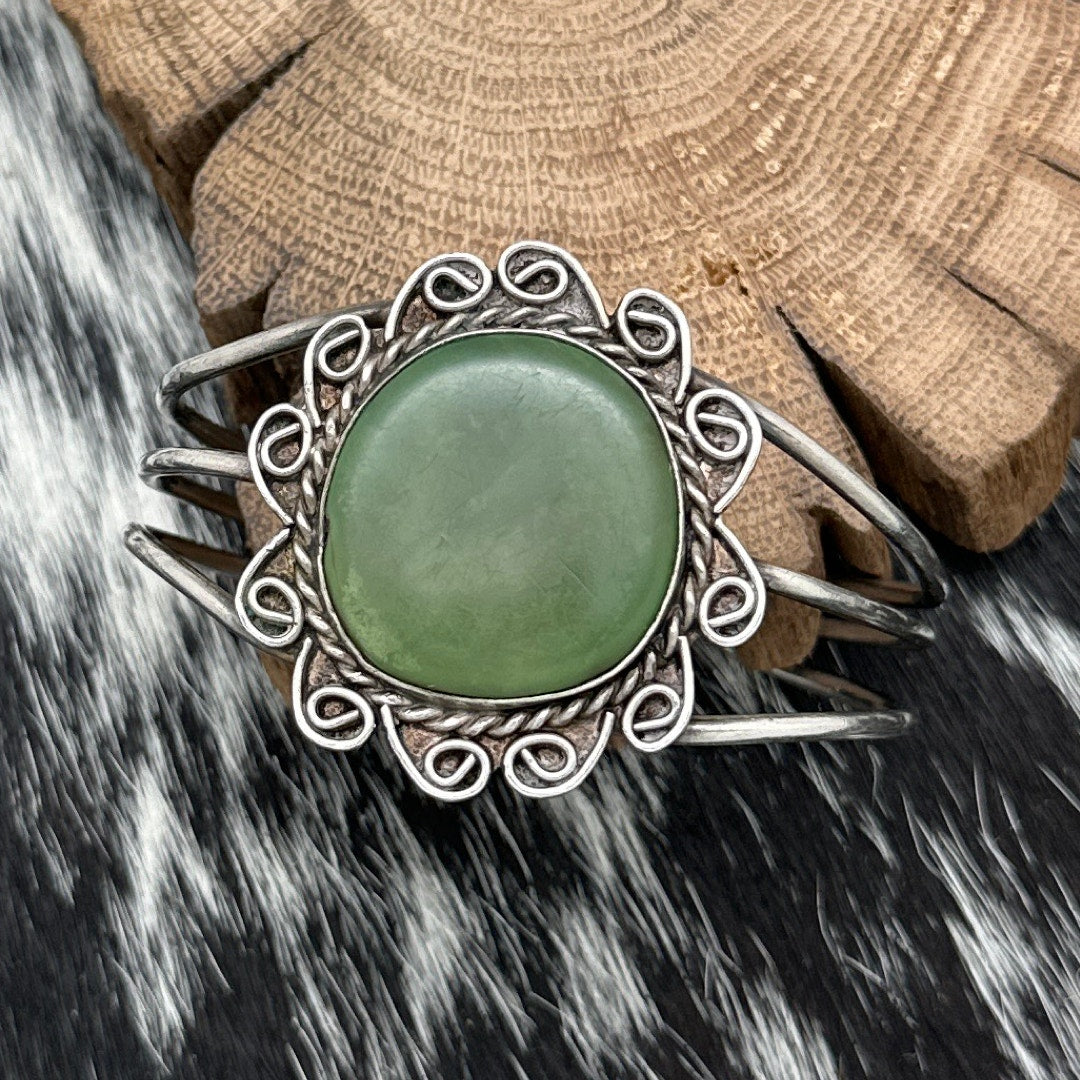 1940s Native American NAVAJO Sterling Silver & Jade Cuff Bracelet Curl ...